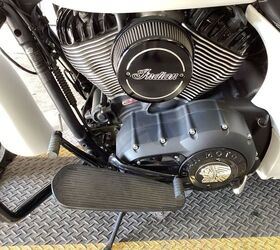 2019 Indian Motorcycle Springfield Dark Horse White Smoke For Sale ...