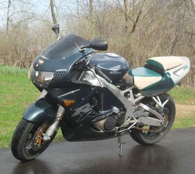 1998 Honda CBR-900RR For Sale | Motorcycle Classifieds | Motorcycle.com