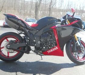 2009 Yamaha YZF-R1 For Sale | Motorcycle Classifieds | Motorcycle.com