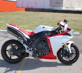 2009 Yamaha YZF-R1 For Sale | Motorcycle Classifieds | Motorcycle.com