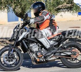 2018 KTM 790 Duke Spy Shots | Motorcycle.com