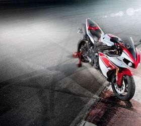 2012 Yamaha YZF-R1 Video Featuring Ben Spies | Motorcycle.com