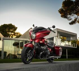 2025 BMW R 18 and R 18 Classic – First Look | Motorcycle.com