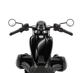 2025 BMW R 18 and R 18 Classic – First Look | Motorcycle.com