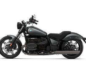 2025 BMW R 18 and R 18 Classic – First Look | Motorcycle.com