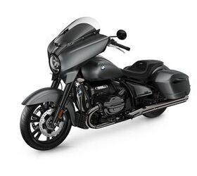 2025 BMW R 18 and R 18 Classic – First Look | Motorcycle.com