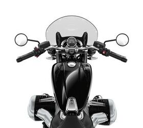 2025 BMW R 18 and R 18 Classic – First Look | Motorcycle.com