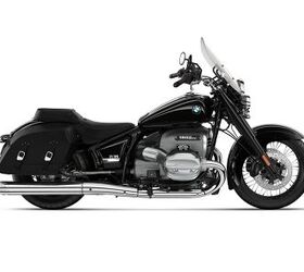 2025 BMW R 18 and R 18 Classic – First Look | Motorcycle.com