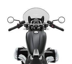 2025 BMW R 18 and R 18 Classic – First Look | Motorcycle.com