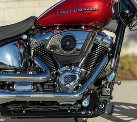 2025 Harley-Davidson Breakout Review Gallery | Motorcycle.com