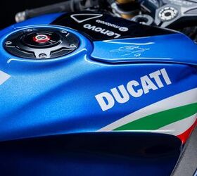 Limited Edition 2025 Ducati Panigale V4 S Tricolore Italia Gallery ...