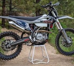 2025 GPX Moto FSE 300R | Motorcycle.com