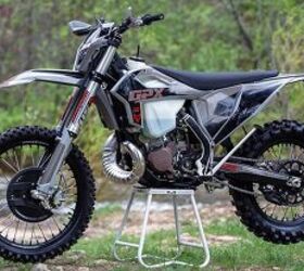 2025 GPX Moto TSE 300R | Motorcycle.com