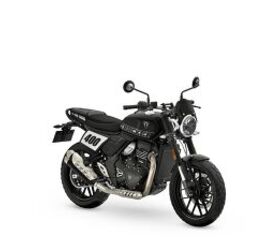 2027 Triumph Tracker 400 First Look Gallery | Motorcycle.com